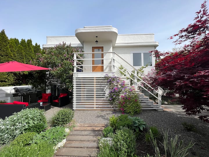Downtown Private Oasis, Few Blocks From Beach. - Kelowna