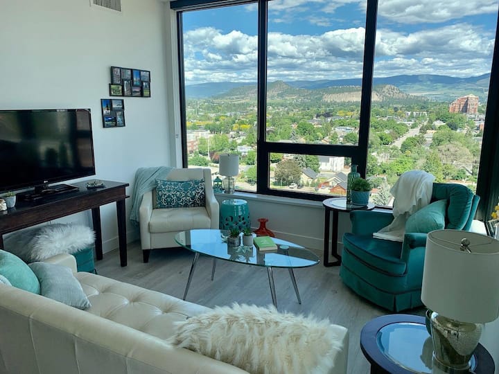 The Brooklyn 1402; The Hip Heart Of Kelowna! - Kelowna