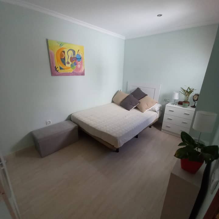 Precioso Aparamento En Cádiz. 300 Mts Playa - Cadix