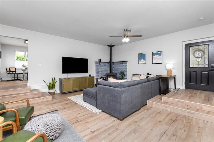 Spacious And Modern In The Heart Of Anchorage - Anchorage