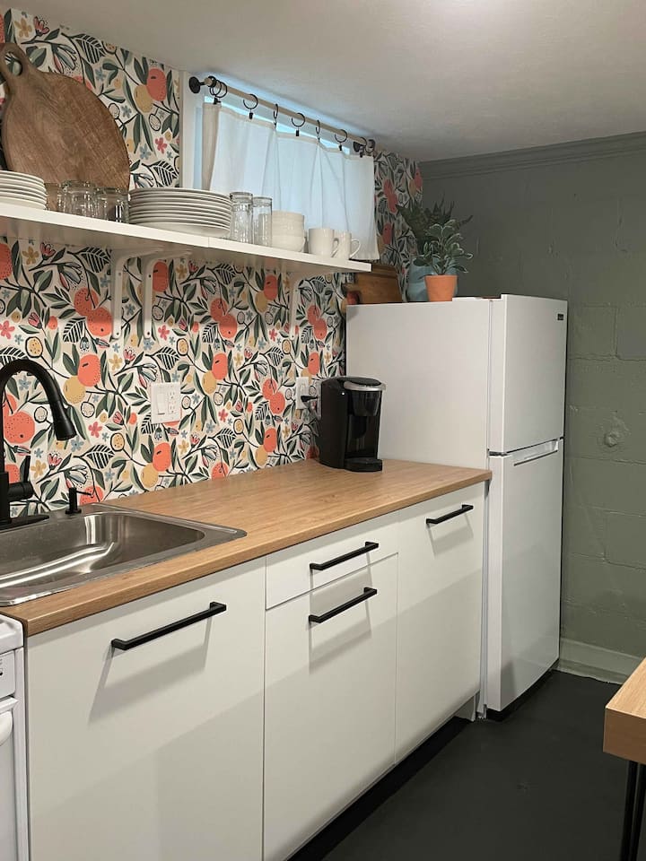 The Evergreen Suite | Two Bedroom Apartment - Lincoln, IL