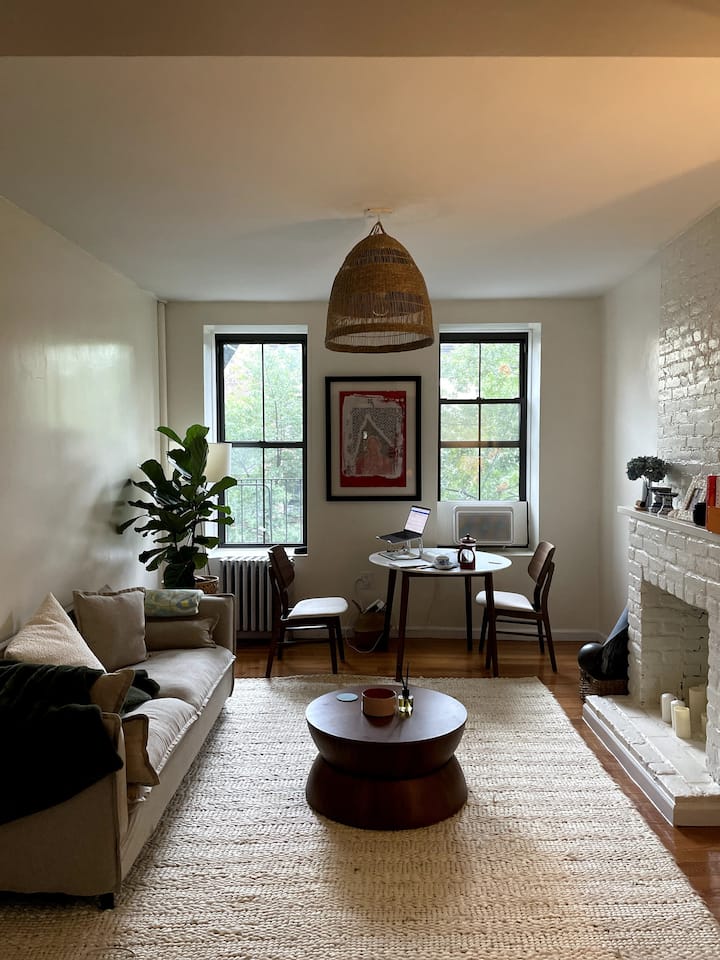 Lovely Sunny & Spacious Studio In West Village - New York