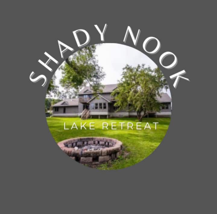 Shady Nook Lake Retreat - Locations saisonnières à louer à Underwood ...