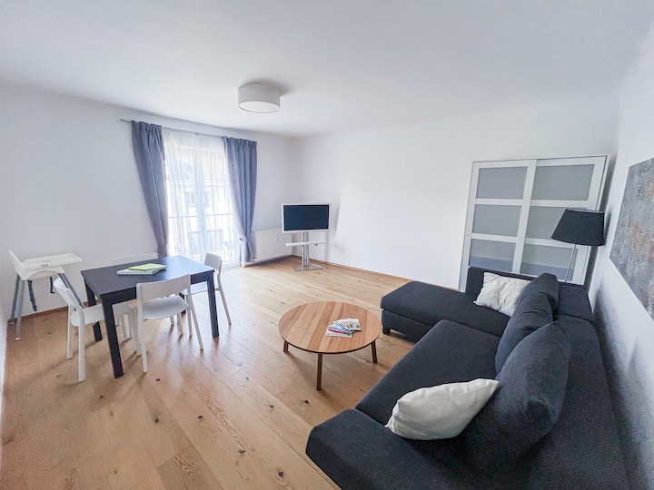 Big Family Apartment With Parking - Wien