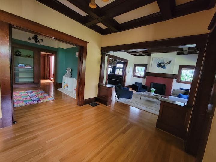 Remodeled 1906 Craftsman Home In Nob Hill District - Portland, OR