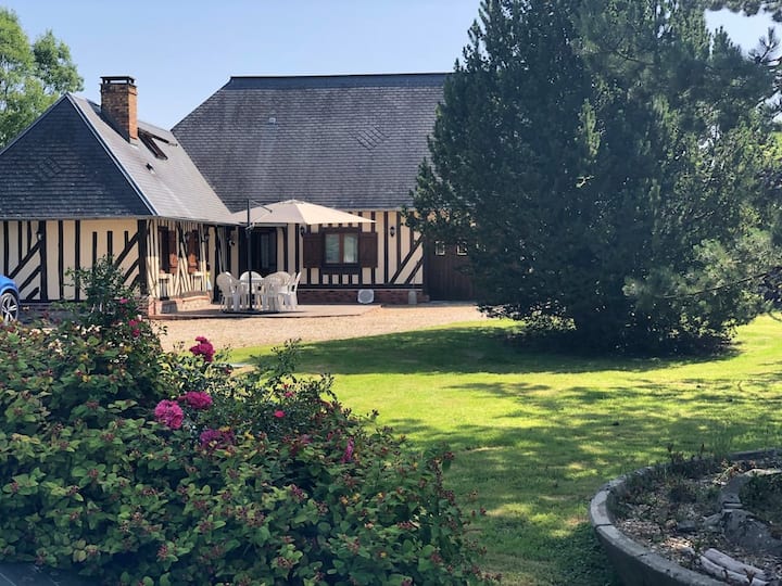 Cottage Chaleureux Avec Piscine - Normandie