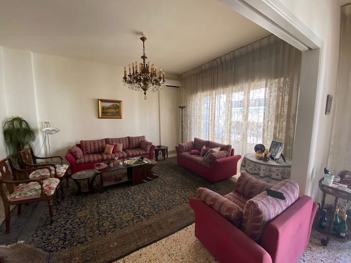 Vintage 3 Apartment In The Heart Of Beirut - Beirut