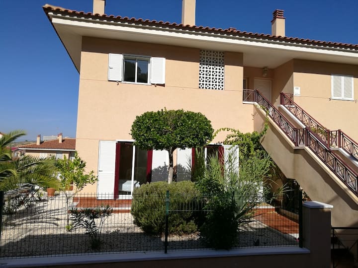 Casa Con Cálida Terraza Y Piscina R76 Novadesta - Torrellano