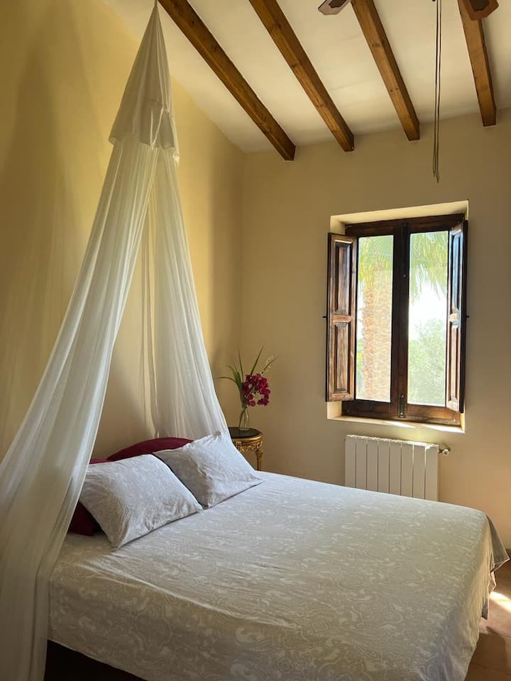 Rustic Romantic Room With Private Bathroom Ensuite - Campello, España