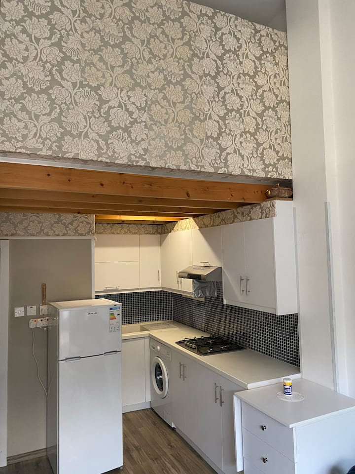 Όμορφο διαμέρισμα στο κέντρο της Λεμεσου - Limasol