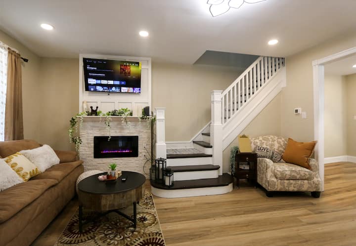 Cozy Modern 3 Bedroom Home In West Philly - King of Prussia, PA