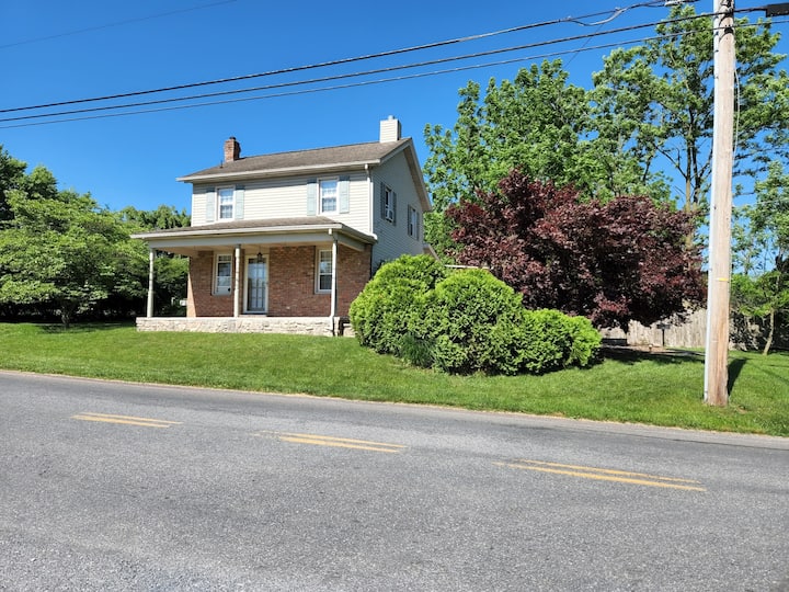 Country Road Lodging - Bethel