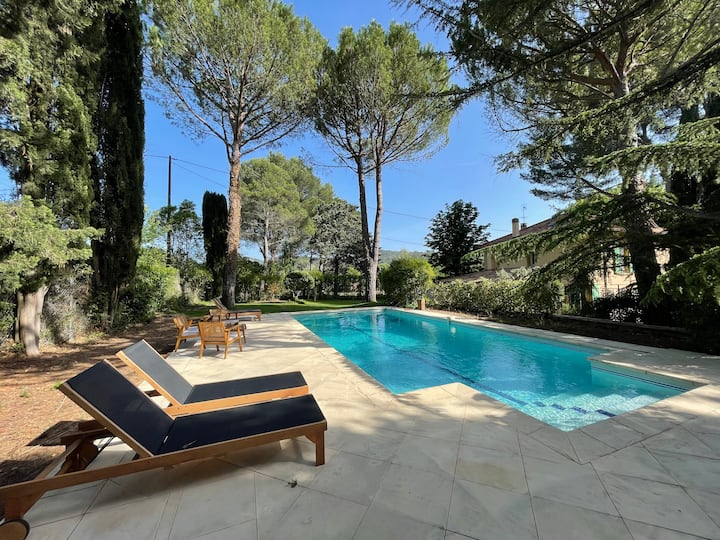 Studio Pie Calum  Piscine & Verdure Centre D'aix - Gardanne