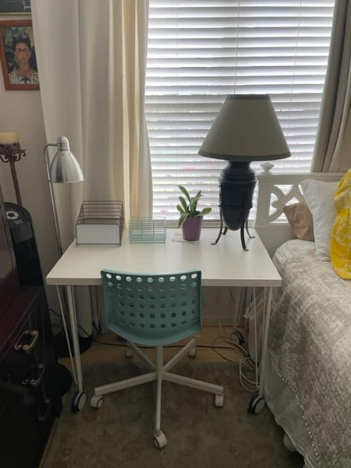 Charming Sunny Bedroom With Desk Near Metro/mall - ワシントンD.C.