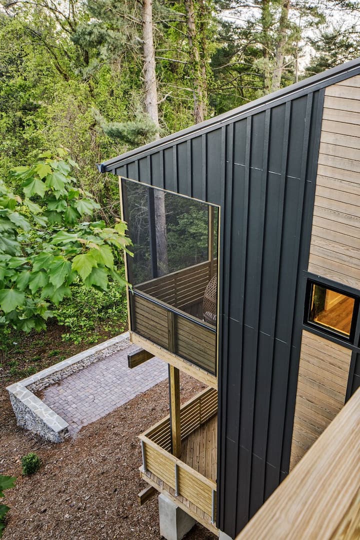 New Eco Scandinavian Farmhouse In The Trees - Asheville, NC