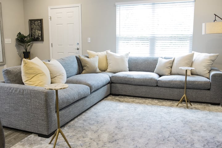 Cozy Modern Town Home - Panama City