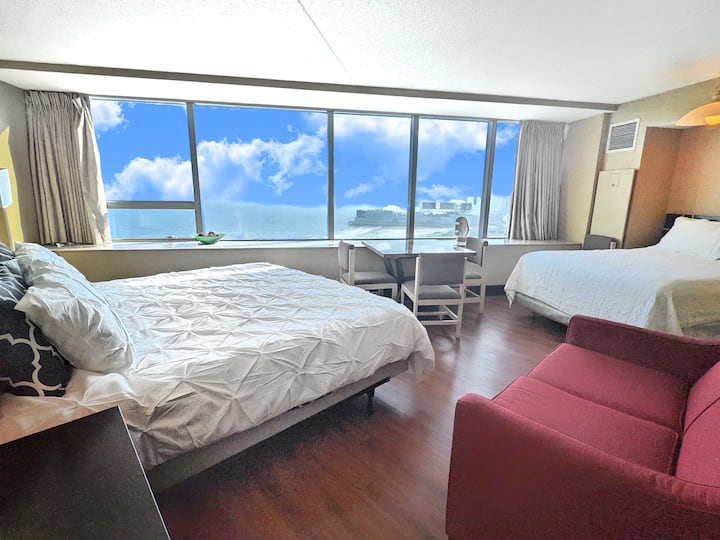Look At Those Views Ocean Front Studio Plus Pool! - Atlantic City, NJ