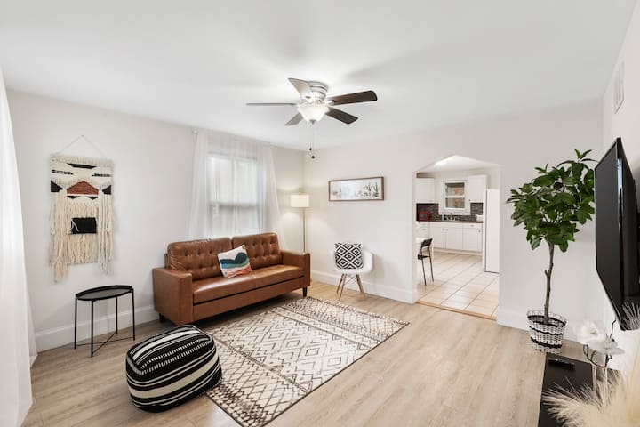 Family Friendly Apartment In A Quiet Neighborhood - Trenton, NJ
