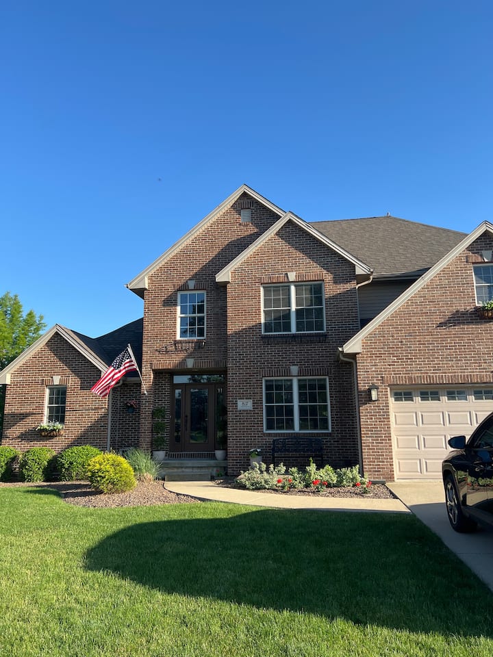 Clean, Modern,safe Private Room Three Min From Onu - Kankakee, IL