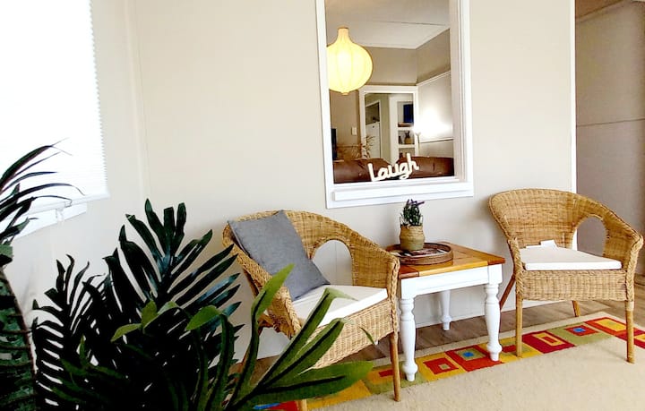 4 Bedroom 2 Bath Renovated*privacy*3carparking*cbd - Toowoomba