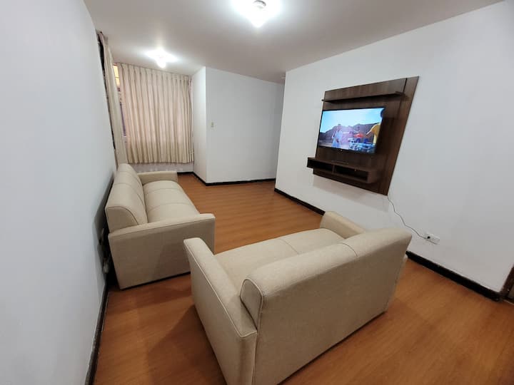 Amplio Y Céntrico Departamento - Trujillo