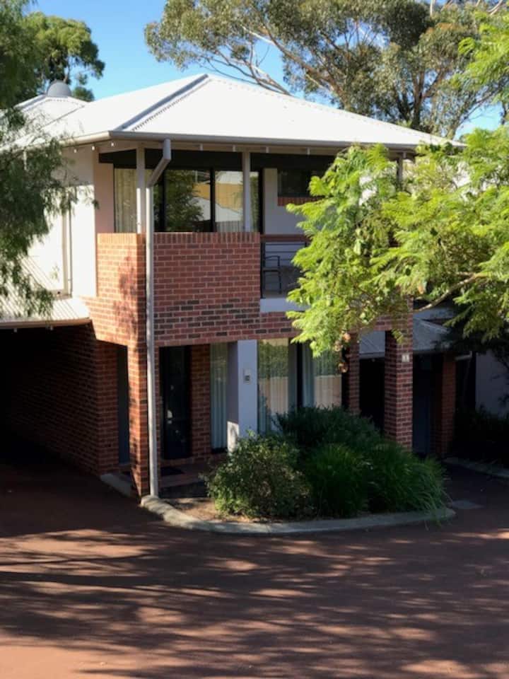 3 Bedroom Townhouse - Margaret River
