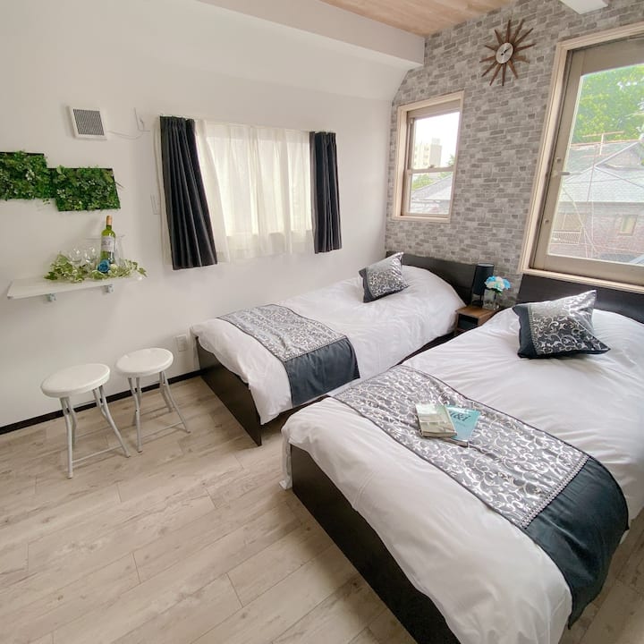 54/立石/ 駅徒歩6分/一棟貸切/東京観光最適/10名様利用/浅草・成田空港直通/wi-fi完備/ - Tokyo