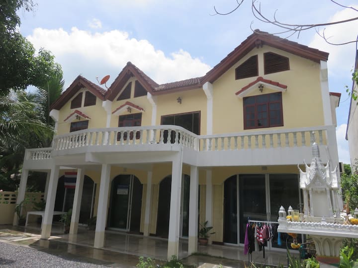 Khao Raa Mansion. - Ko Pha-ngan