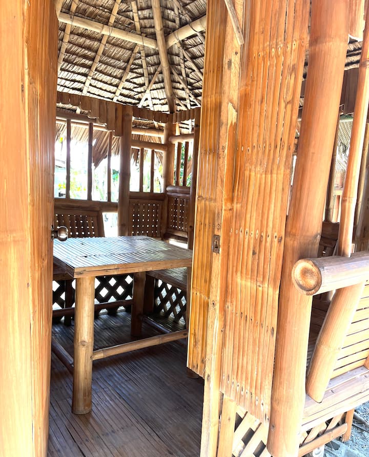 Tatay Ed's Beach Hut C (Double-decker Bed) - San Fernando