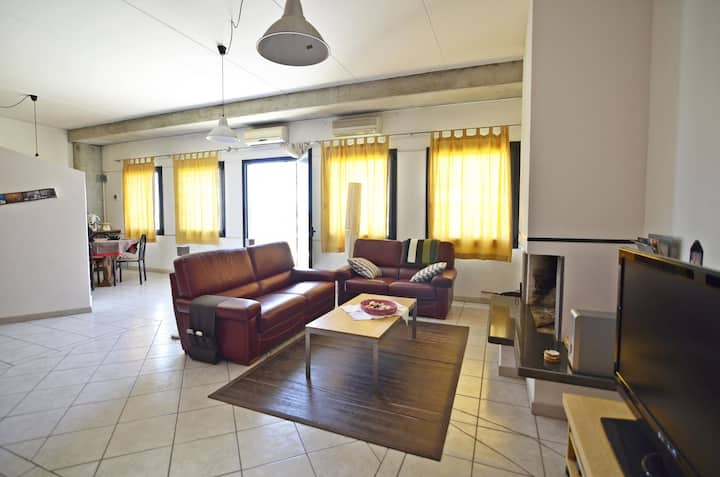 Loft All' Ultimo Piano Con Ampia Terrazza - Tortolì