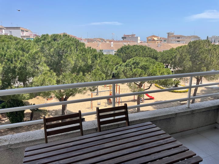 Apartamento En El Centro A 100m De La Playa - Segur de Calafell
