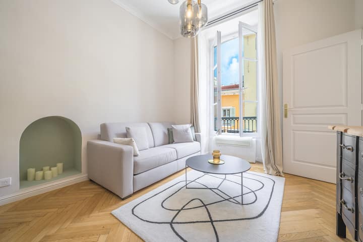 A/c & What About Chic In Carré D'or Nice? #New - Nizza