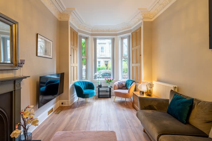 Traditional 3-bed Apartment Next To The Botanics - Leith