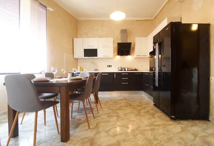 Apartman Iris -Odlično Mjesto U Centru Pule - Pula