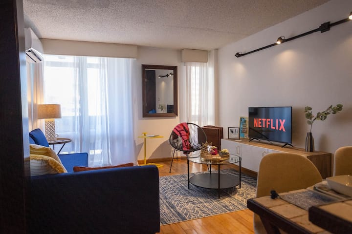 Lovely Condo In The Heart Of The City/beach - San Juan