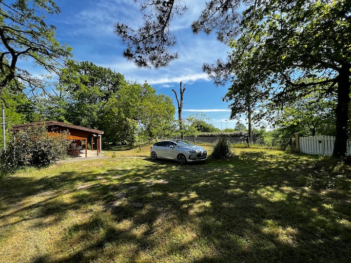 Chalet Accueillant 1200m2 De Terrain Clos Et Calme - La Tremblade