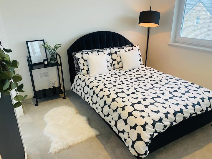 4 Bed New Home With Views Of Ballumbie Golf Course - Dundee