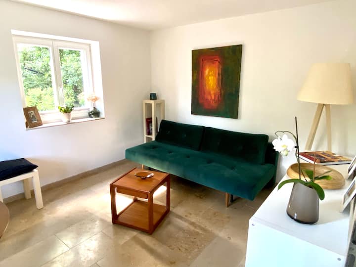 Schönes Appartment Mit Terrasse & Garten - Stuttgart