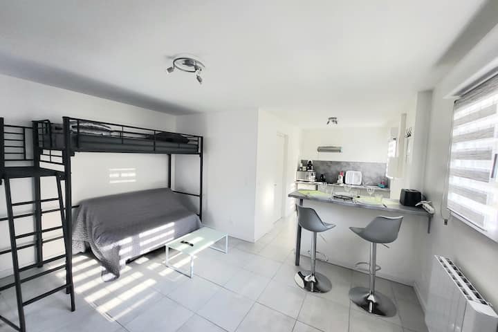 Cosy Studio Près Disneyland/astérix/aéroport Cdg - Claye-Souilly