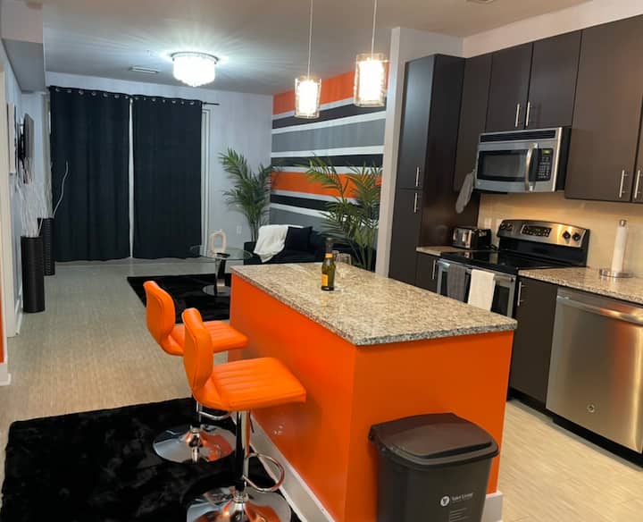 1 Bedroom In The Heart Of Buckhead - Brookhaven, GA