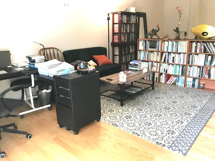 1-bedroom Condo In A Green Community Near Csulb - Long Beach