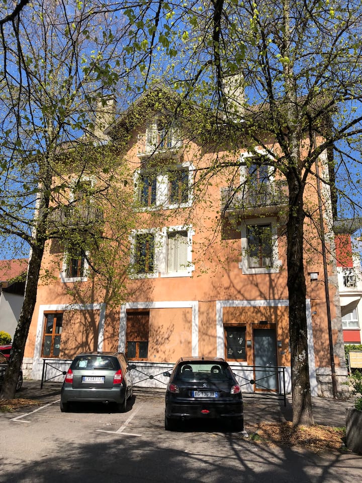 Elégant Appartement Proche Gare Et Centre - Annecy