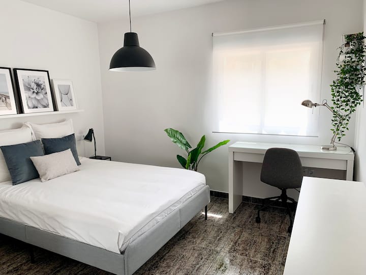 Expenses Included In The Price. Shared Flat - Murcia