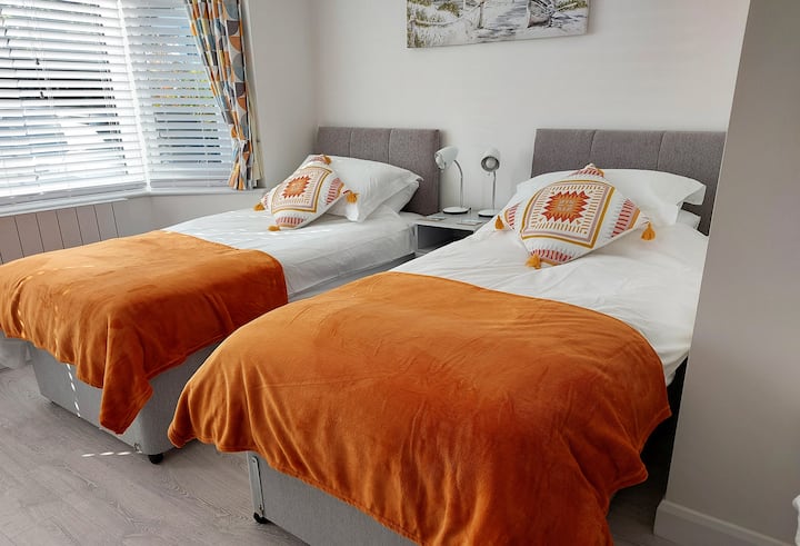 10 Handpicked Airbnb Vacation Rentals In Southbourne, UK - Updated 2025 ...