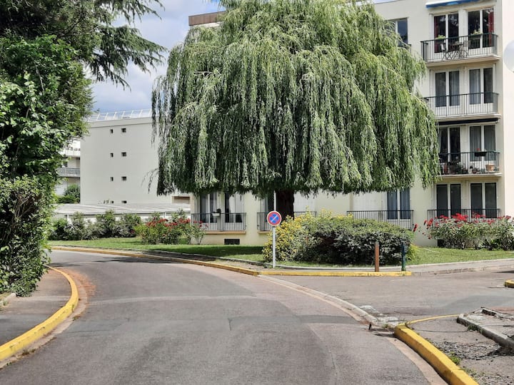 Lovely 2 Bed-room Flat In A Quit And Green Area - Eaubonne