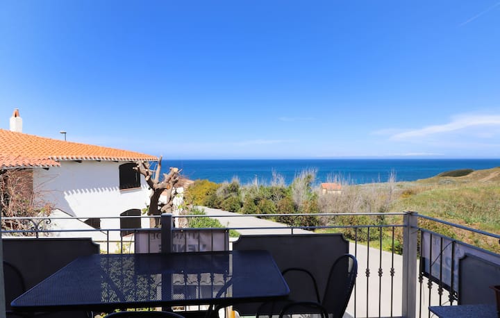 Bel Appartement à Ca. 100 M. Belle Plage De Sable - Valledoria