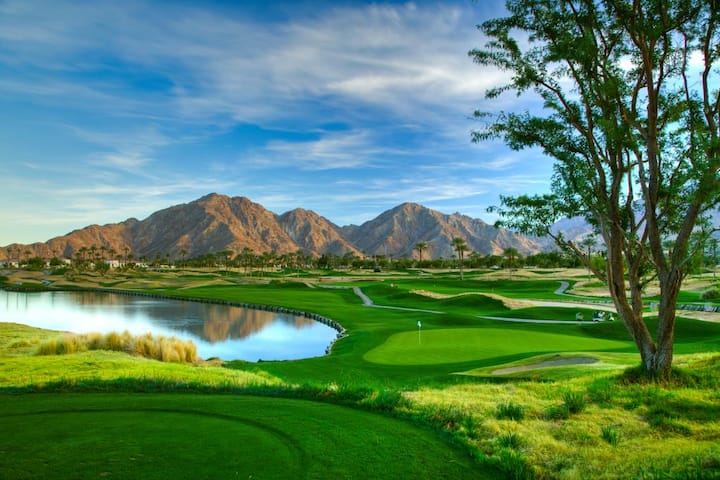 Pga Stadium Amex Tour 13th Hole With Fire-pit, Bbq - La Quinta, CA