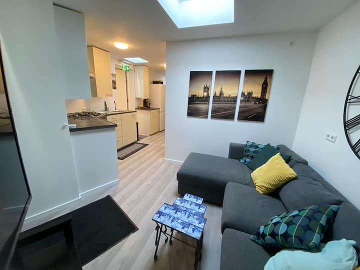 3-bedrooms, 6-beds Ideal For Long-term Workers - Alkmaar