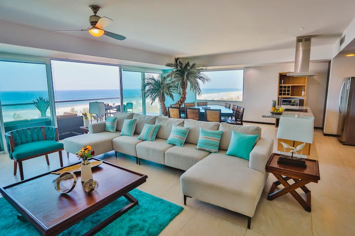 Beachfront 4 Bedroom Condo With Amazing Views - Mazatlán