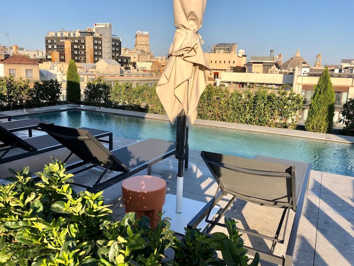 Apartamento 1 Dormitorio Balcón Servicio Y Piscina - Barcelona